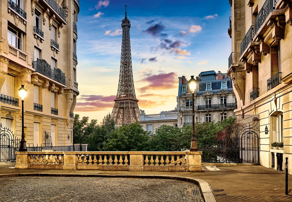 Walk in Paris at Sunset (1000 pieces) – Holiday Puzzles